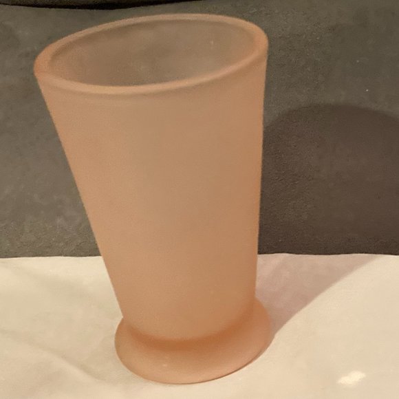 Umbra | Accents | Vtg 99s Umbra Pale Pink Satin Frosted Glass Vase425 ...